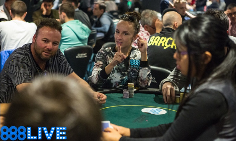 Ema Zajmovic: Na początku byłam fatalną pokerzystką - PokerTexas.net