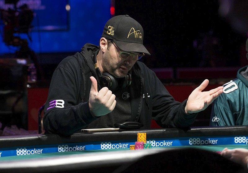 Pittsburgh - Phil Hellmuth wygrywa koszykarski zakład! - PokerTexas.net