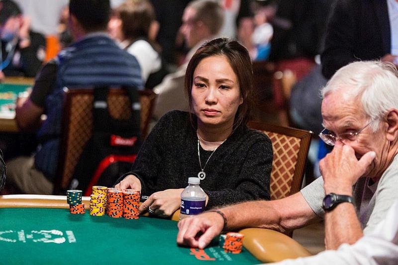 Poker After Dark - Fantastyczna sesja Tracy Nguyen - PokerTexas.net